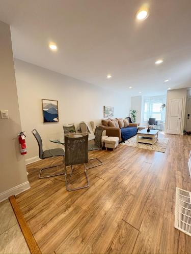 Modern 2 Bedrm Spacious Home-university City-free Parking! - Pennsylvania