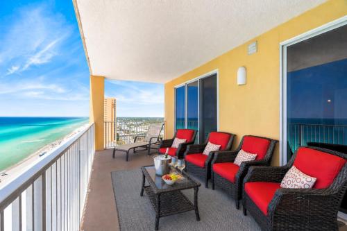 Luxury Beachfront Condo Free Beach Service Sept Dates Still Available! - Panama City Beach, FL