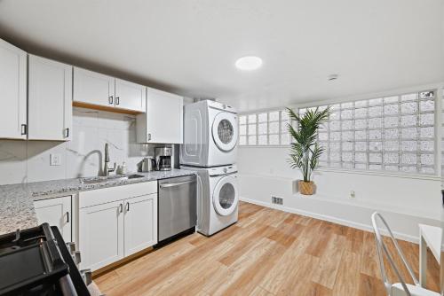 Pittsburgh Millvale B Bright &Spacious Private Bedroom With Shared Bathroom - Pittsburgh, PA