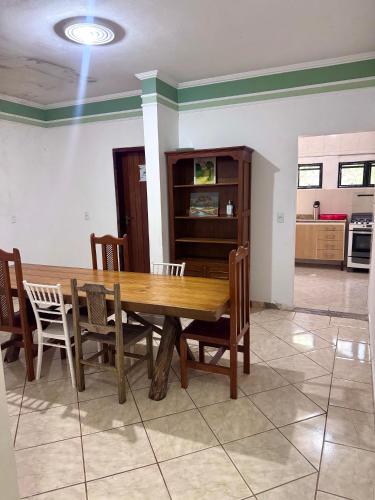 Quarto Suite Privativo Em Campinas Para Ate 3 Pessoas - カンピナス