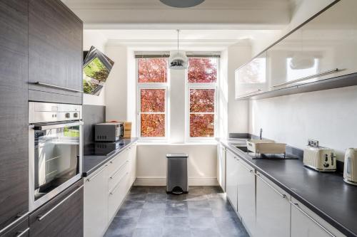 Spacious 3 Bed Apartment For Contractors And Families - Bristol