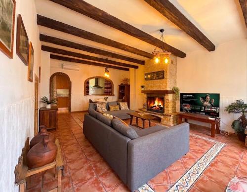 Casa Rural Con Encanto Chimenea Y Parking - Güéjar-Sierra