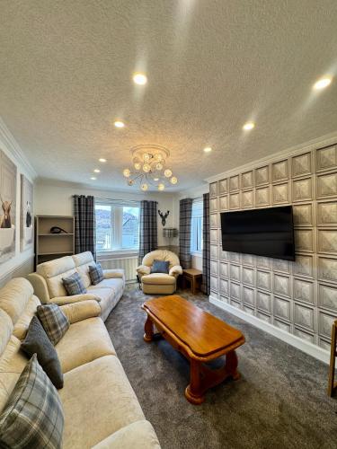 2a Lochy Crescent - Fort William
