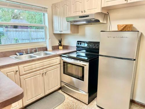 Downtown Duplex A Amazing Location - Lake Mary, FL
