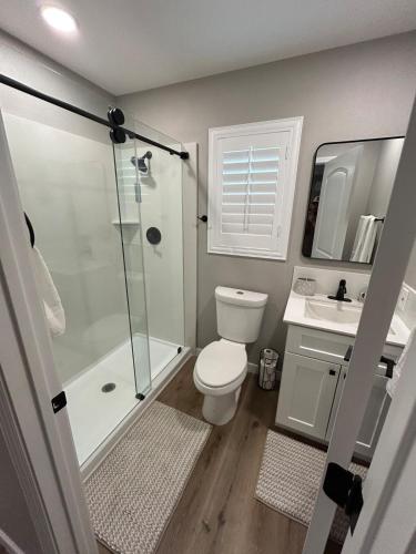 The Little Mountain Retreat Pet Friendly - Fontana, CA