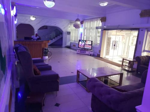 Jeffosa And Kenbrill Hotel And Suites Ltd - Benin City