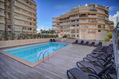 Upstays Charming T2 Renovated Balcony And Pool - Cannes