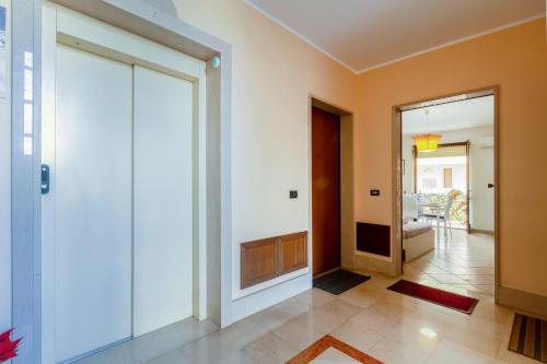 Guesthost - De Blasi House - Lecce