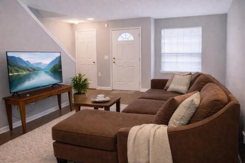 3br Townhouse Near Nas Jax With Private Parking - Cary State Forest, Bryceville