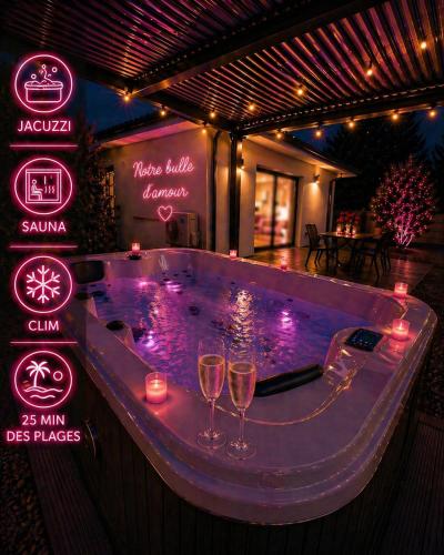 Un Sejour Romantique En Couple Avec Jacuzzi Prive Chromotherapie Jardin Maison Privee - Landes