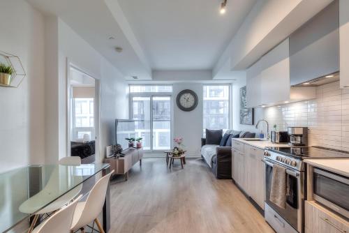 Staytoronto - Cozy 1br Suite - Central Downtown Stay - Mississauga