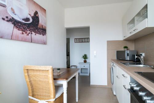 Beautiful Apartment In Town Centre For Tla Tdy Tlf - Landstuhl