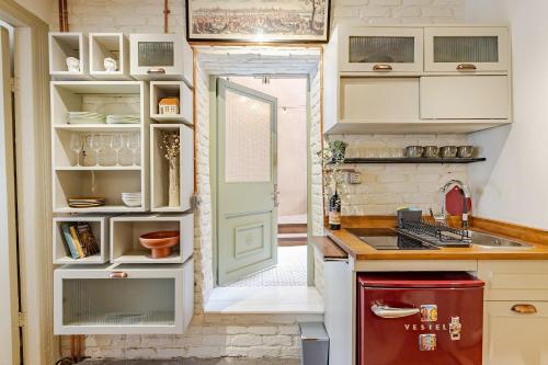 Iconic 5-bedroom Historic Mansion - Istanbul