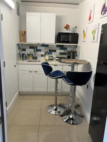 Cozy Queen Studio Patio Bbq And Free Parking - Pembroke Pines, FL
