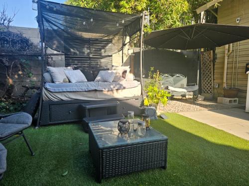 Tranquility At The House Of Alchemy Hollywood - Hollywood, CA