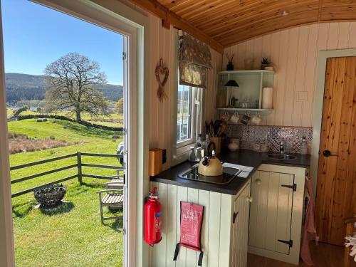 Fauld O Wheat Shepherds Hut , Loch Ken ,Off Grid - Dumfries and Galloway