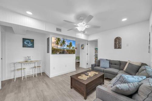 Riverfront Retreat With Dock Access Near Eau Gallie Arts District And Beaches - Melbourne, FL