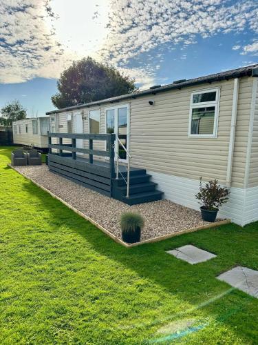 Caravan 5 Modern And Cosy Caravan Sleeps 6 Gch Dg - Camber Sands