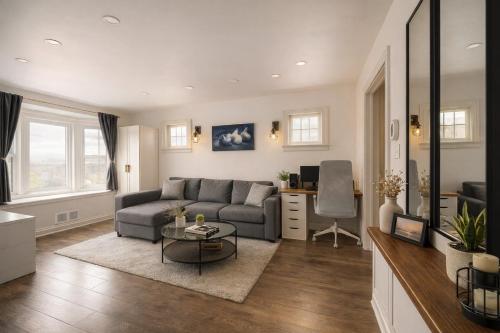 Cozy 3 Bedroom Home With 2 Bath Near Fanshawe - London