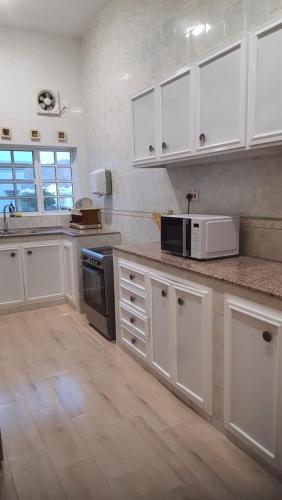 Luxurious Baushar Apartment - Muscat