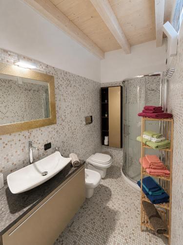 Rossi Lake Family - Steps From Lake & Ferry - Lago de Como