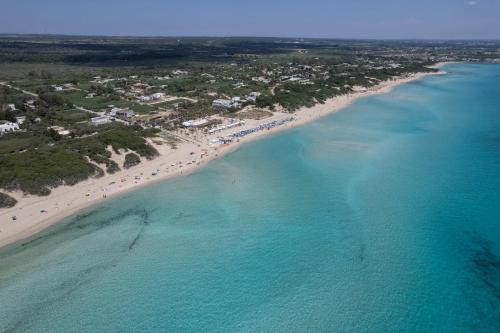 Villetta Mare Azzurro Con Piscina A 230 Mt Dalla Spiaggia Di Punta Prosciutto - Punta Prosciutto