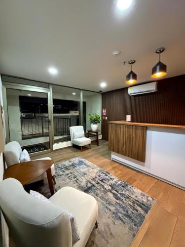 Apartamento Elegante Con Jacuzzi Privado Y Terraza, Torre Indigo Masferrer - San Salvador