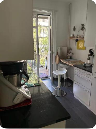Gartenoase Basel Zentral - Extra Langes Schlaf-sofa Fur 1-2 Personen - Tram Direkt & 8 Gehmin Zu Bhf - Basilea