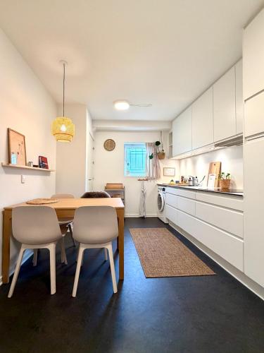 Charming City Apartment In The Heart Of Aarhus - Aarhus