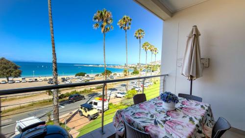 Santos Beach Apartment - Mossel Bay
