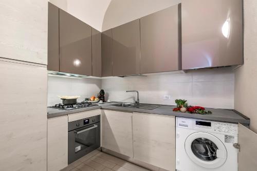 Garibaldi - Loano Centre Apartment For 4 - Happy Rentals - Loano