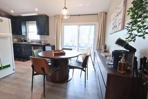 Cozy On Ger-maine St 1 Mile From Downtown Apex - Cary, NC