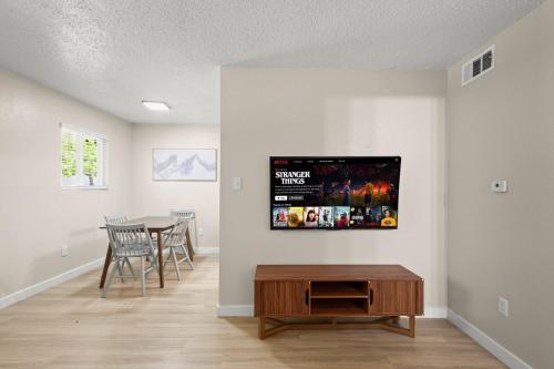 Round Rock 1br Getaway With King Bed, Free Parking And Wi-fi - Round Rock