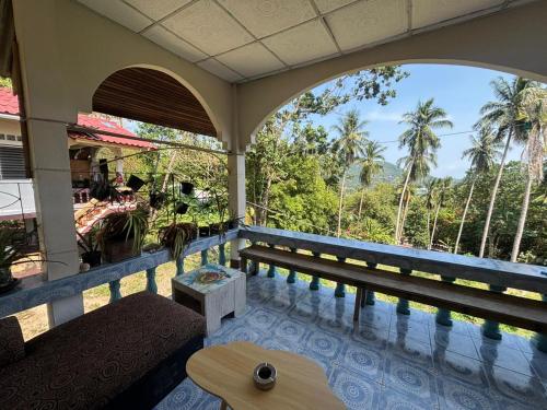 Partial Seaview Bungalow Near Sairee - Ko Tao