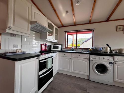 Hawthorn Cottage - Loch Awe