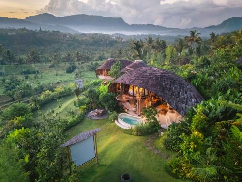 Green Earth Bali Luxury Bamboo Villas - Sidemen