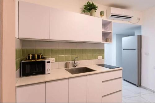 Penthouse Belvedere 3 Bdr In Heart Of Jlm With Scelter " Sukka Possibility" - Jerusalem
