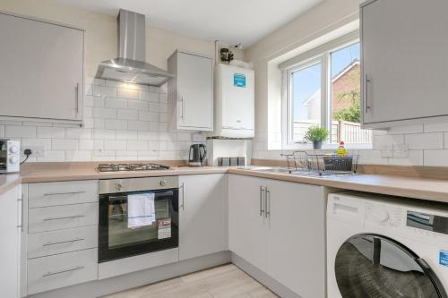 Quiet 3 Bed Home - Near Qmc And Uni - Free Parking - Nottingham