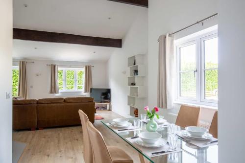 Cheltenham Cottage - South Cerney