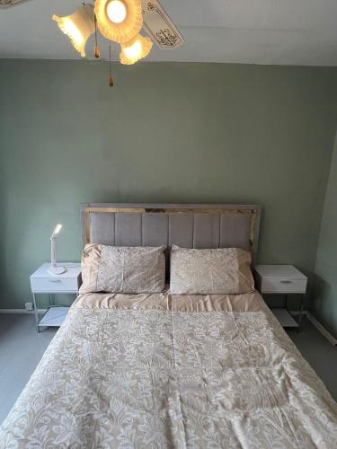 Spacious King En Suite - St Albans