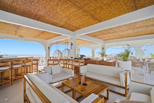 1br Modern Oceanfront Loft W/ Kitchenette - Syd’s Too - Negril