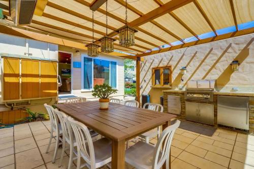 Ob Smiths Cottage By The Beach - San Diego, CA