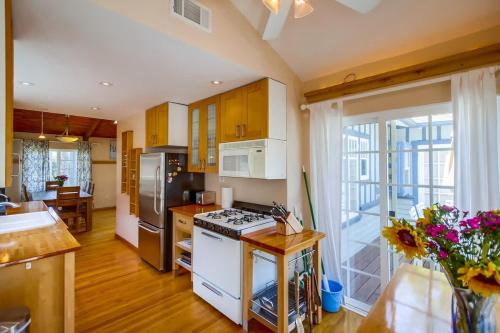 Ob Beach House - Mission Bay - San Diego