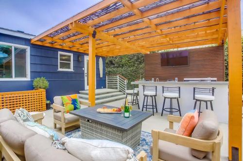 Windansea Beach House - Del Mar, CA