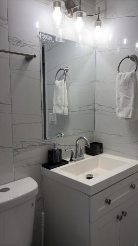 Blissful Hideaway-your Secluded Refuge - Miramar, FL