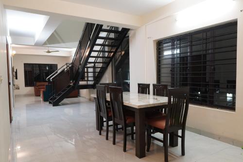 Rama Golden Roots - Ca90 - Kolkata (Calcutta)