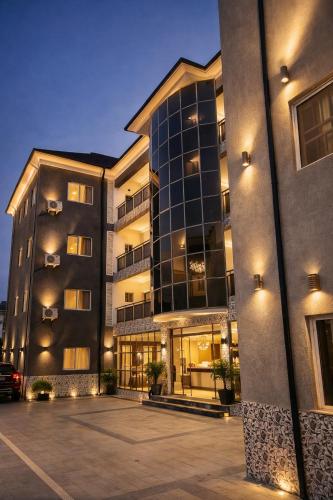 Lake Court Residence - Abuja