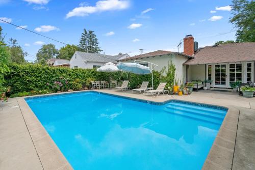 Sherman Oaks Family 4br Pool Home Colby & Conrad - North Hollywood - Los Angeles
