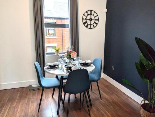 Modern 2 Bedroom Home Near Mediacity Uk - Salford