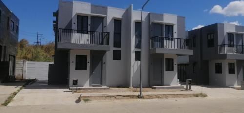 Comfy Stay Commune Village Batulao - Nasugbu